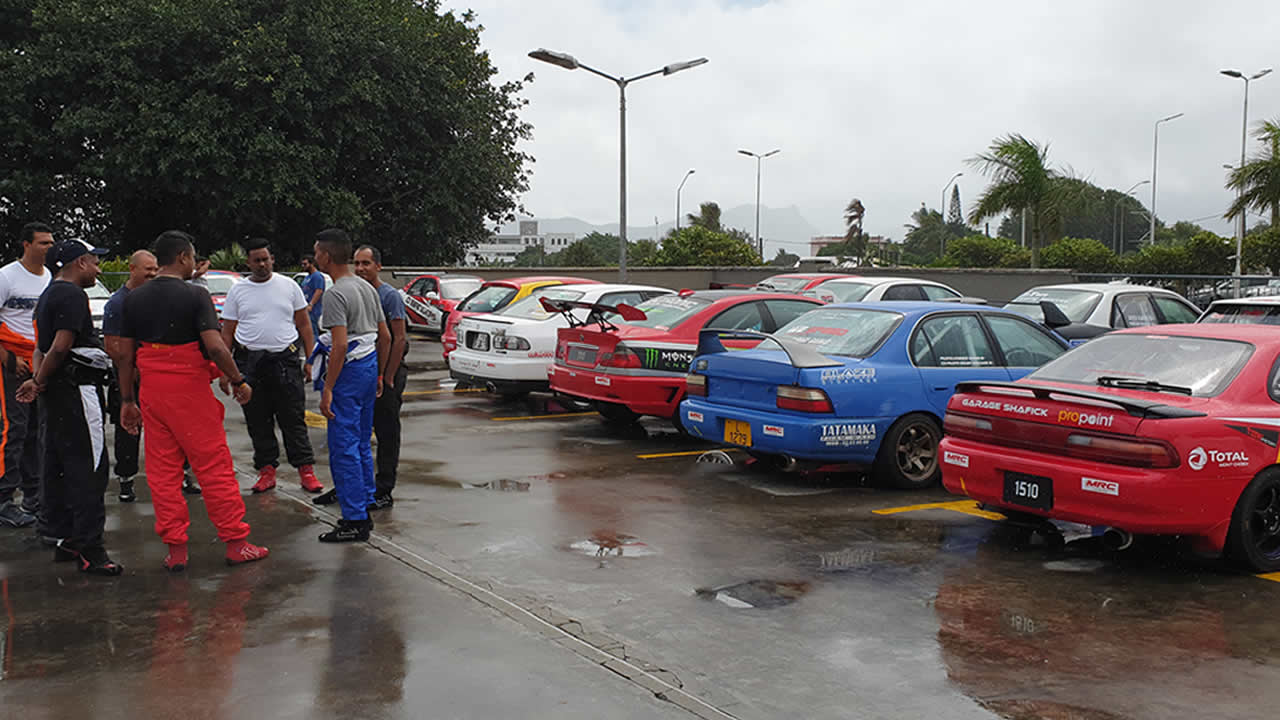 Rallye mauricien : Maudarbocus et Deenmahomed en tête après la première ...