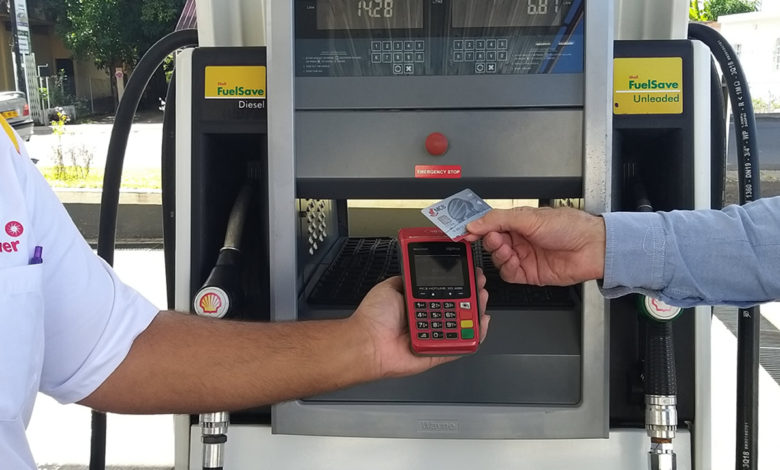 Des stations-service Shell adoptent le paiement sans contact