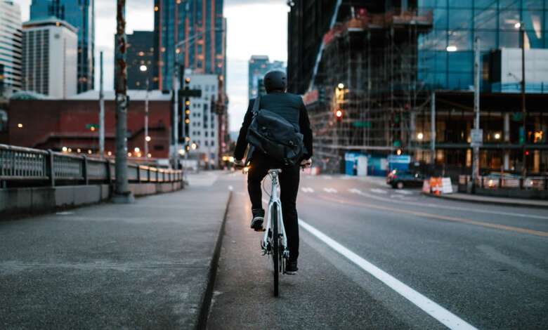 Les vélos à grande vitesse vont-ils un jour remplacer les voitures dans ...