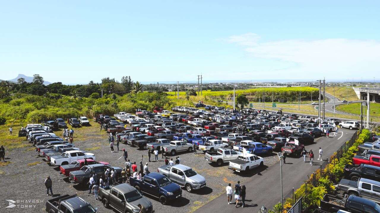 [Photos] 305 véhicules ont participé au road trip de Hilux Lovers MRU