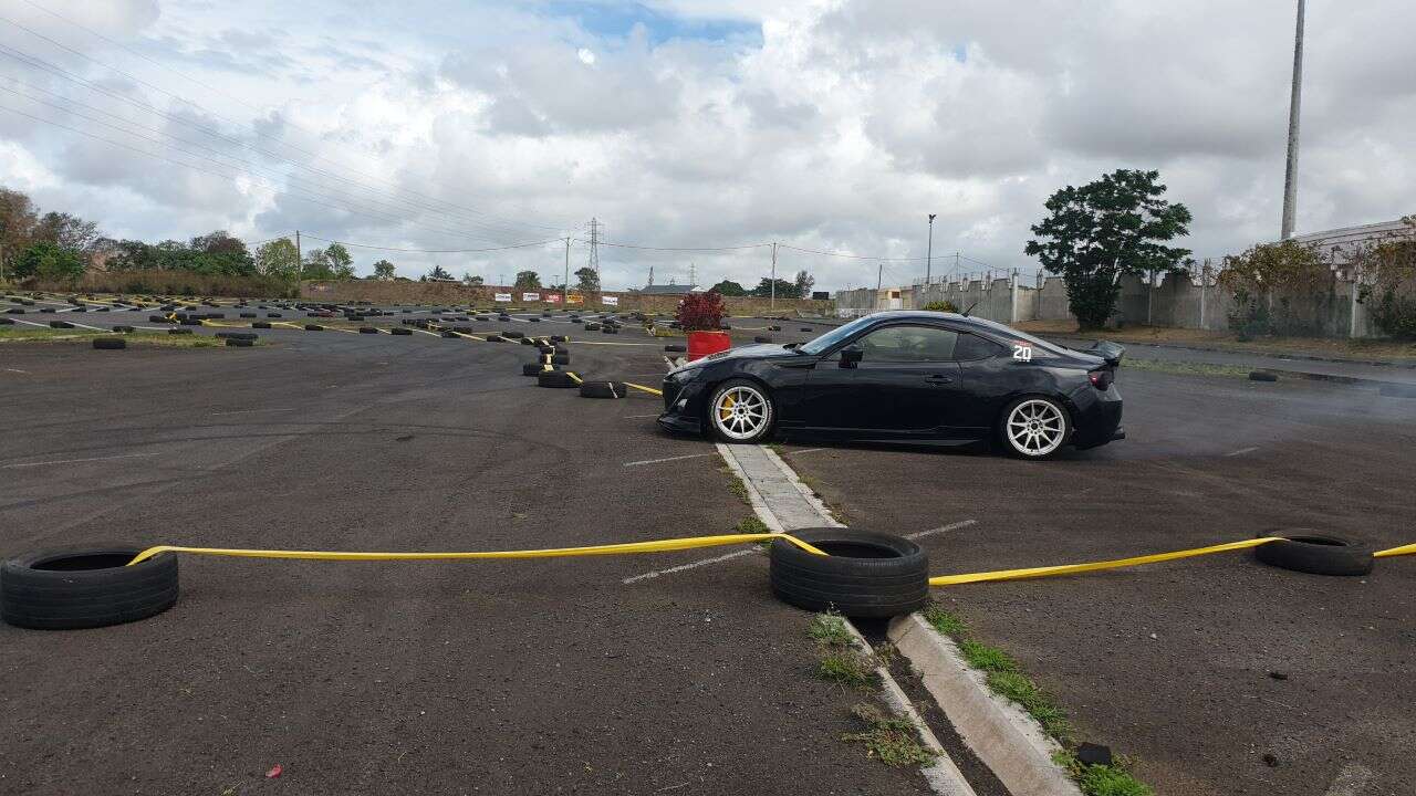 Un stage de pilotage sur circuit les 17 et 18 décembre au stade Anjalay